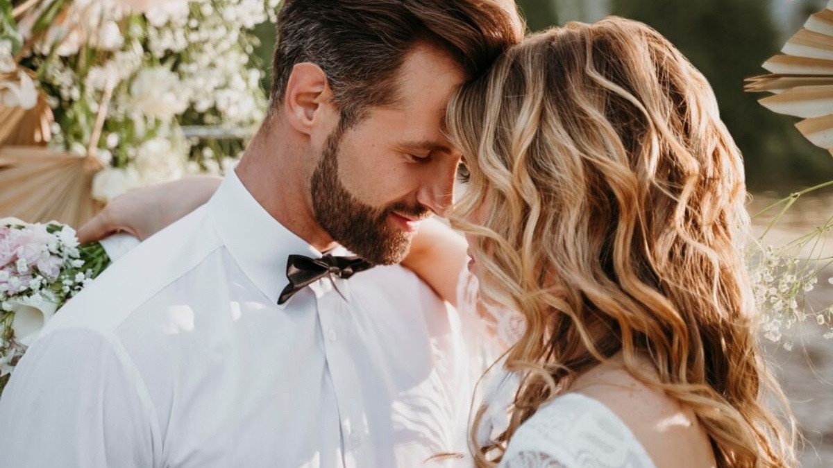 Signs a Man Wants to Marry You