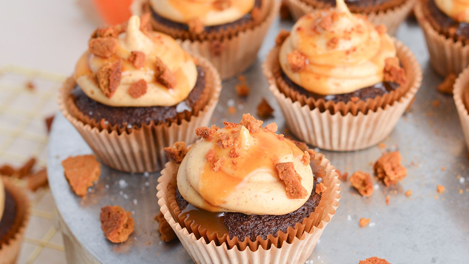 22 frostings that turn simple desserts into something amazing