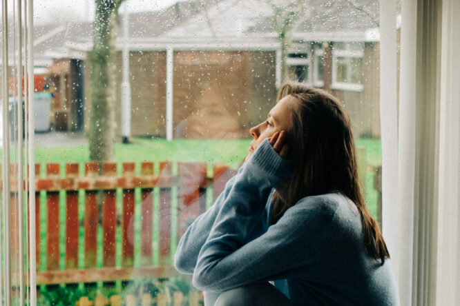 14 Signs You Might Be In Denial About Being Neglected As A Child
