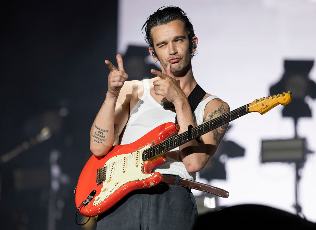 Matty Healy's problematic past is overshadowing The 1975's Glastonbury ...