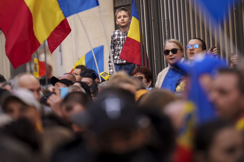 Far-right front-runner in Romania’s annulled presidential race files ...