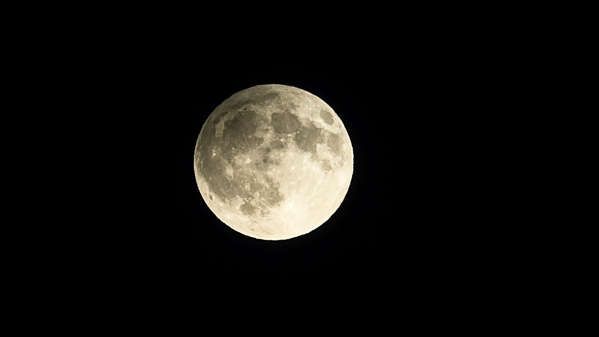What is the Lunar X, and how to spot this rare moon phenomenon