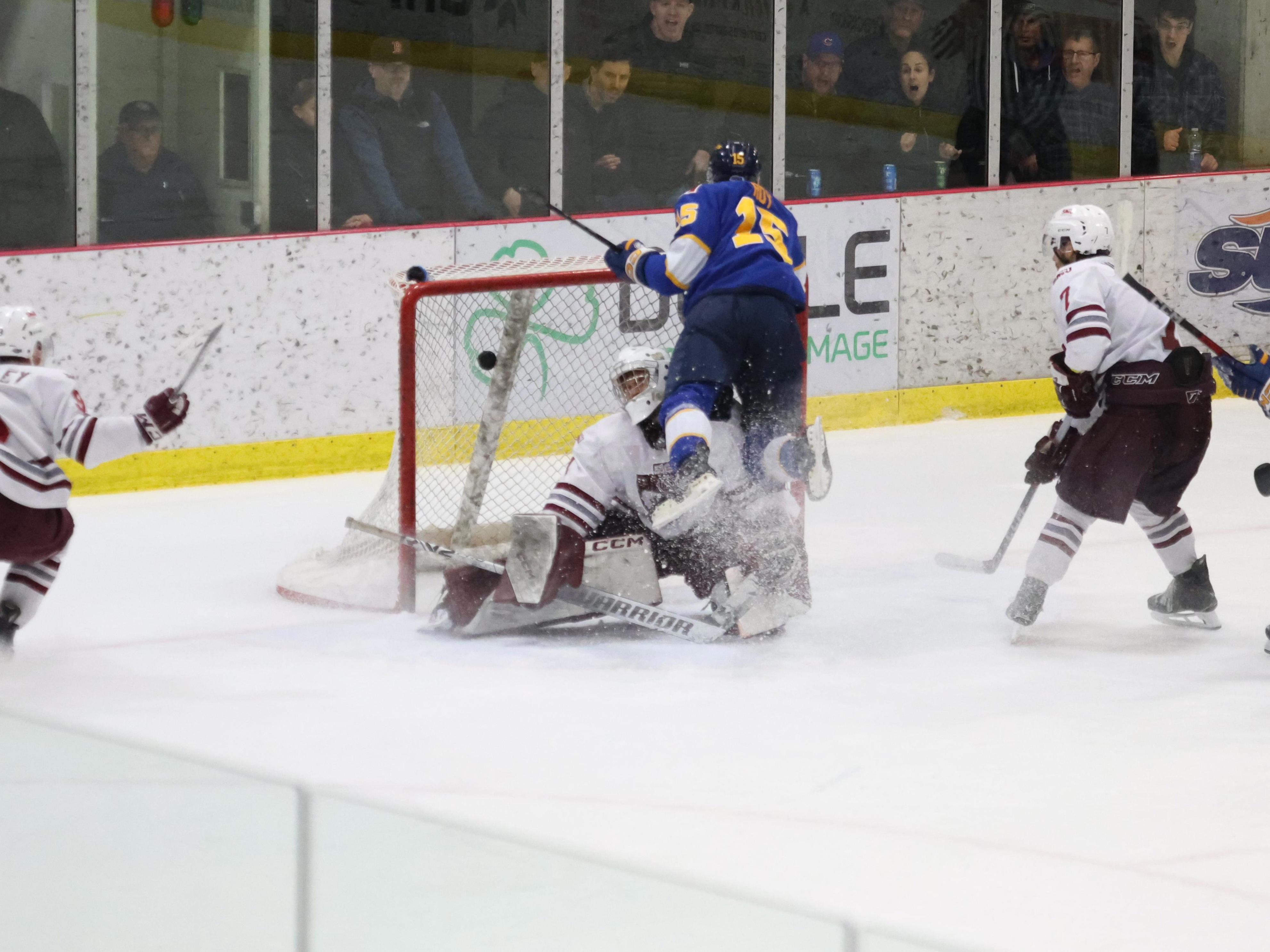 Les Aigles Bleus de l’Université de Moncton passent en finale atlantique