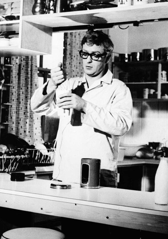 One of the greatest British films ever made is on BBC iPlayer for a ...