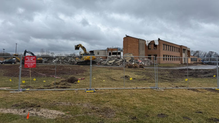 Why crews are demolishing the building at 28th and Kalamazoo