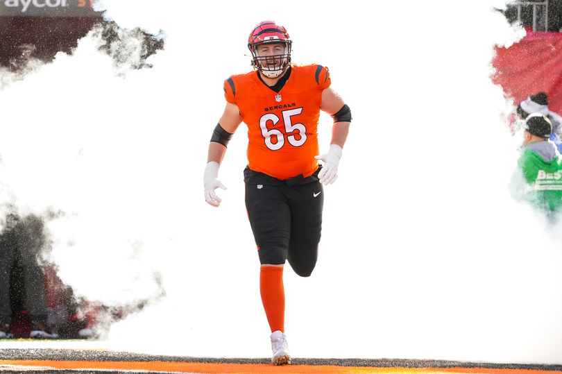 Pete Carroll and Raiders sign Tom Brady's former teammate and Super ...