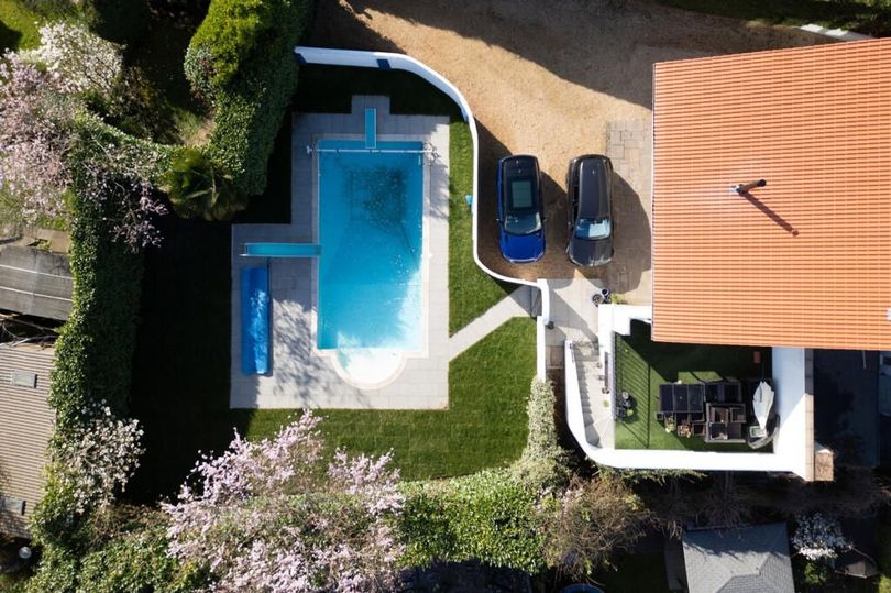 £1m California-style dream home with outdoor swimming pool that's ...