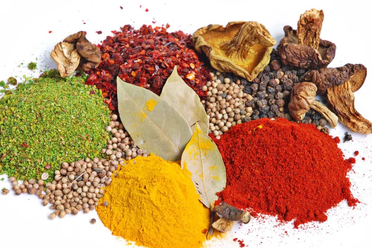 15 Super Spices to Boost Your Health and Spice Up Your Cooking