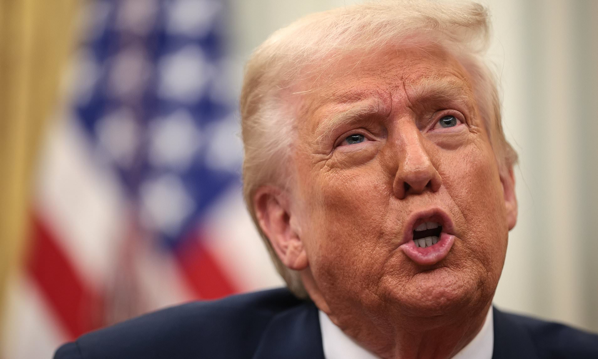 Trump threatens devastating new tariffs on Russia