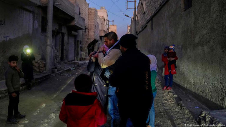 After Assad’s fall, over 300,000 Syrians return home