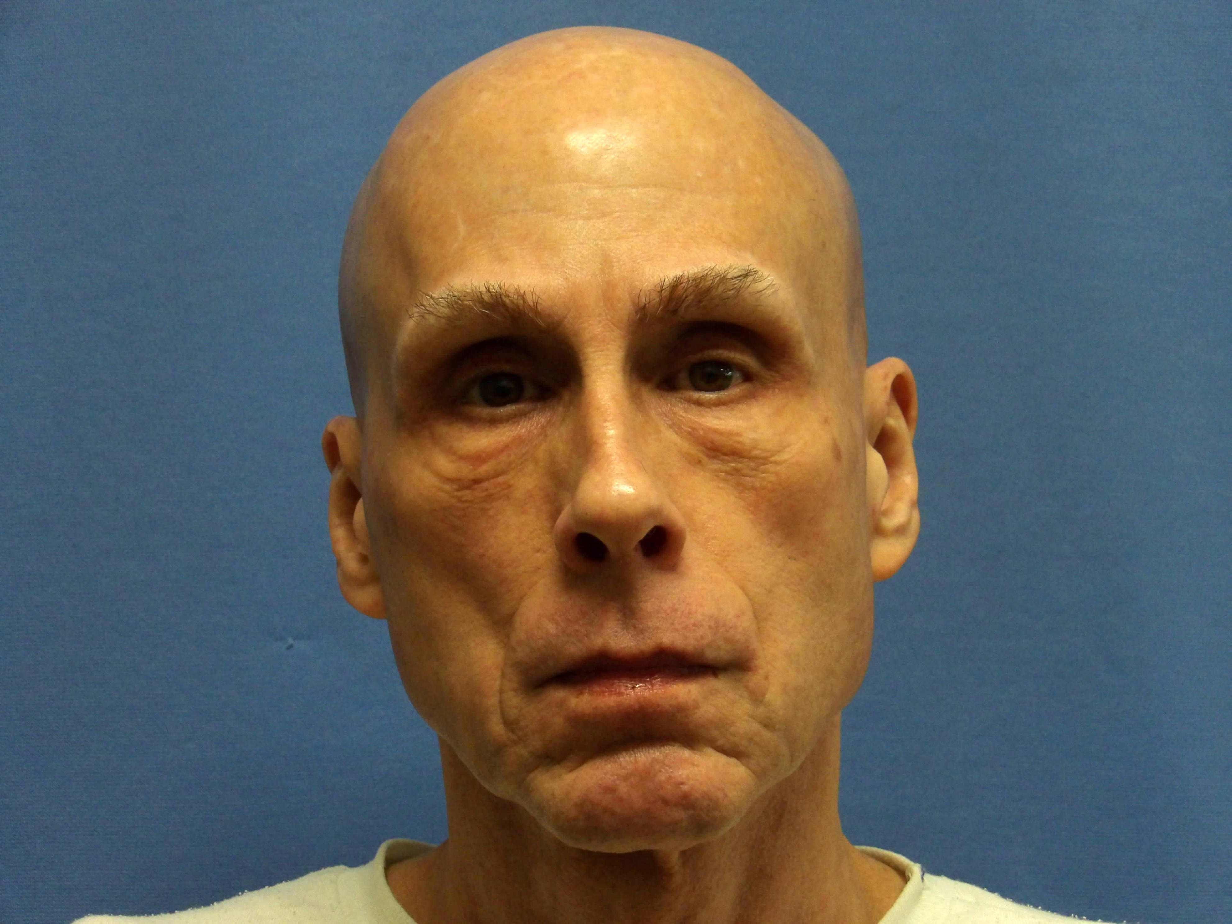 Still on the loose: What to know about the escape of convicted MS ...