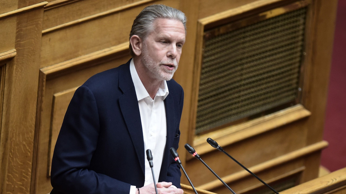 Εντείνει την πίεση το ΠΑΣΟΚ: H κυβέρνηση φοβάται πανωλεθρία σε ...