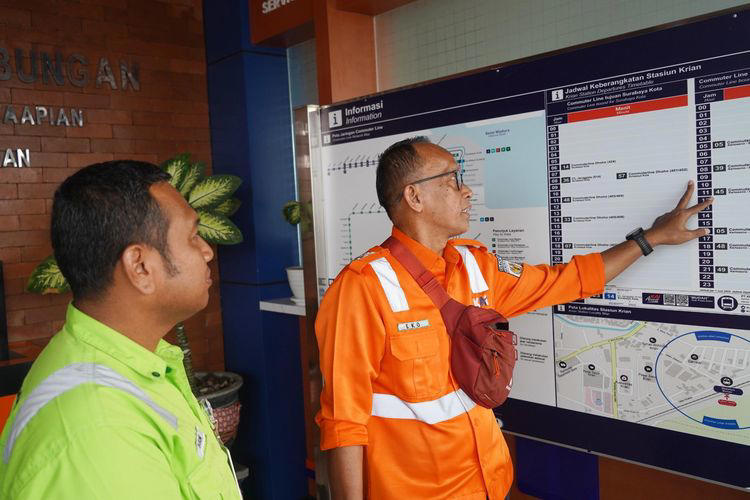 Fakta di Balik Video Viral Penambat Rel Patah di JPL Ketintang Surabaya