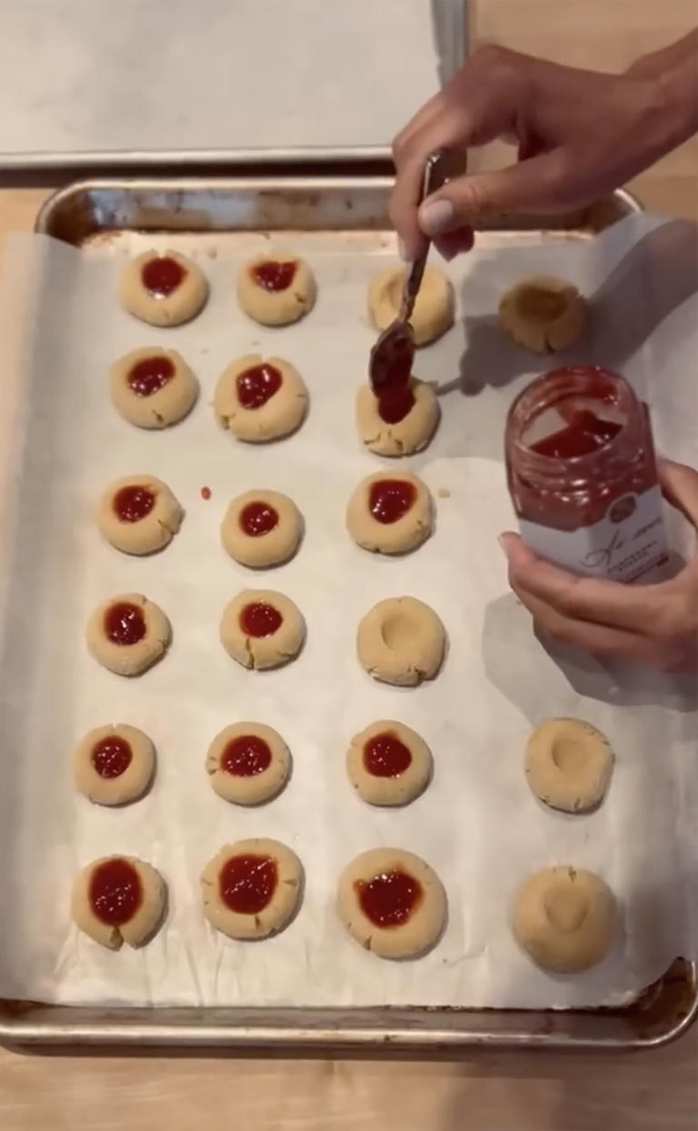 Meghan Markle’s kids, Archie and Lilibet, bake cookies for ‘Drew ...