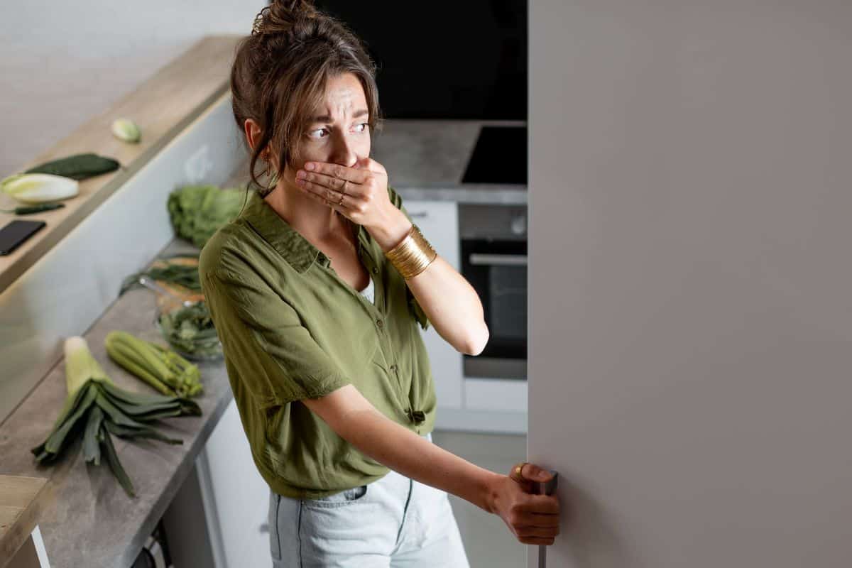 15 Surprising Things in Your Kitchen That Are Making Food Go Bad Faster