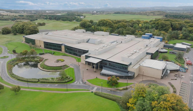 Kirsteen Sullivan MP visits Pyramids Studios to champion Scotland’s ...