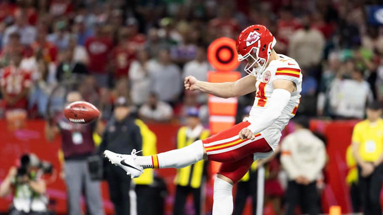 Chiefs Make Key Move With Punter Matt Araiza