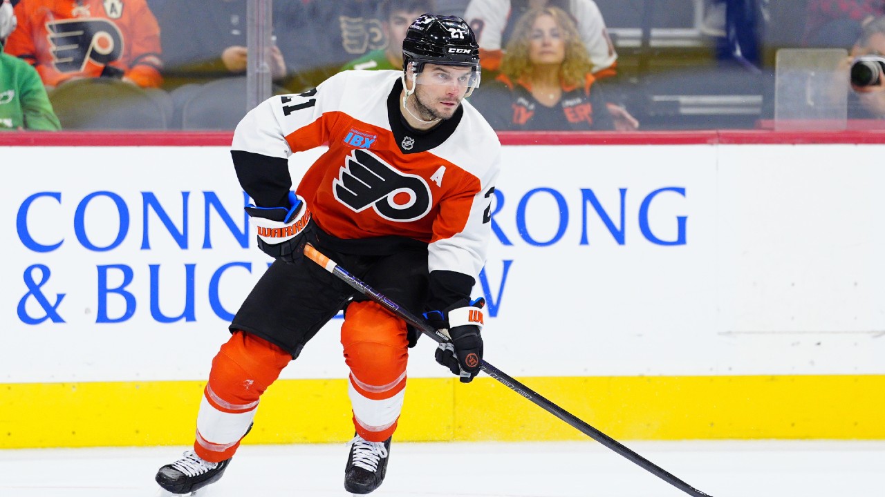Maple Leafs acquire centre Scott Laughton from Flyers
