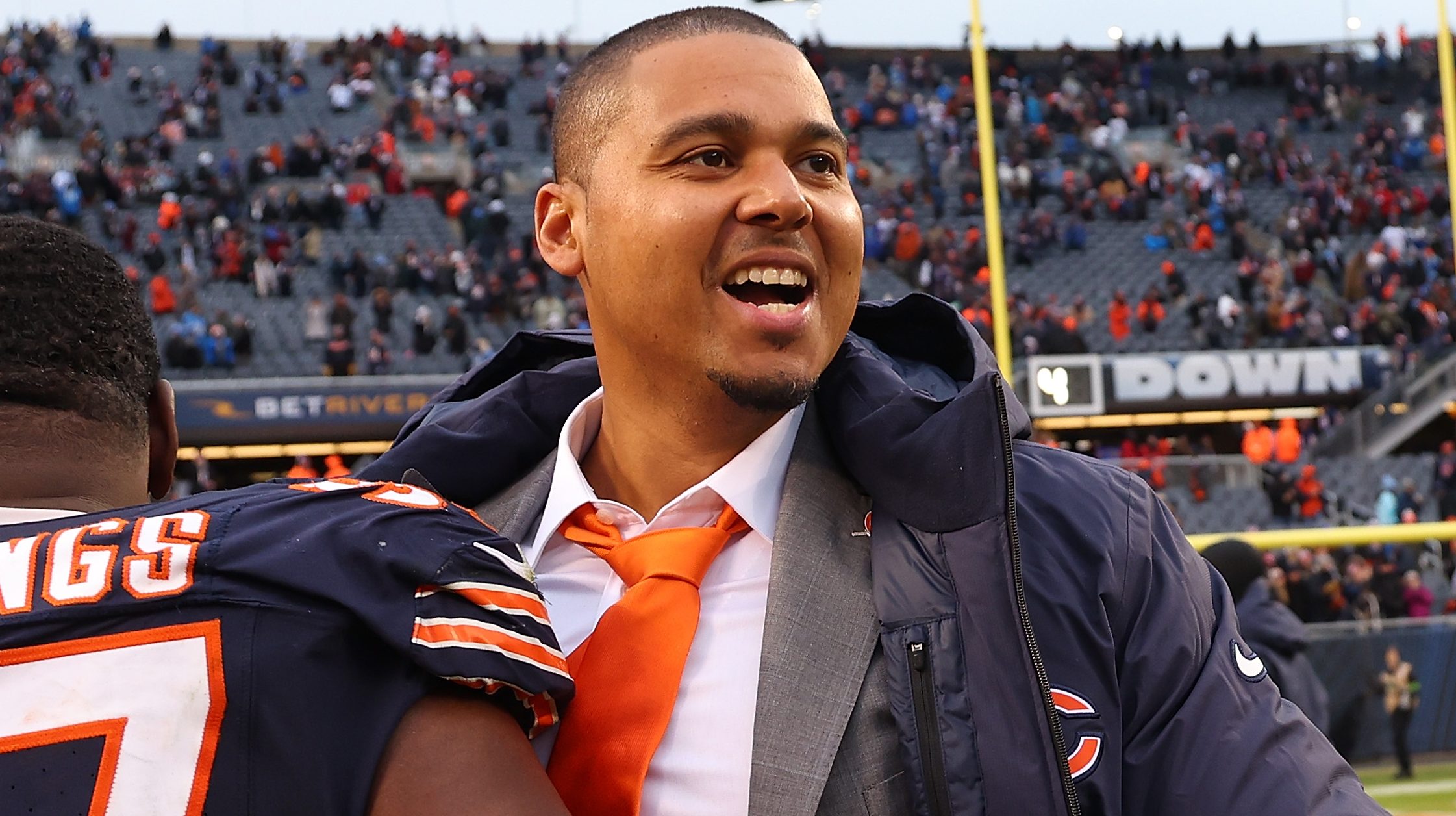 Bears Predicted to Sign ‘Well-Rounded’ Colts DE to $66 Million Deal