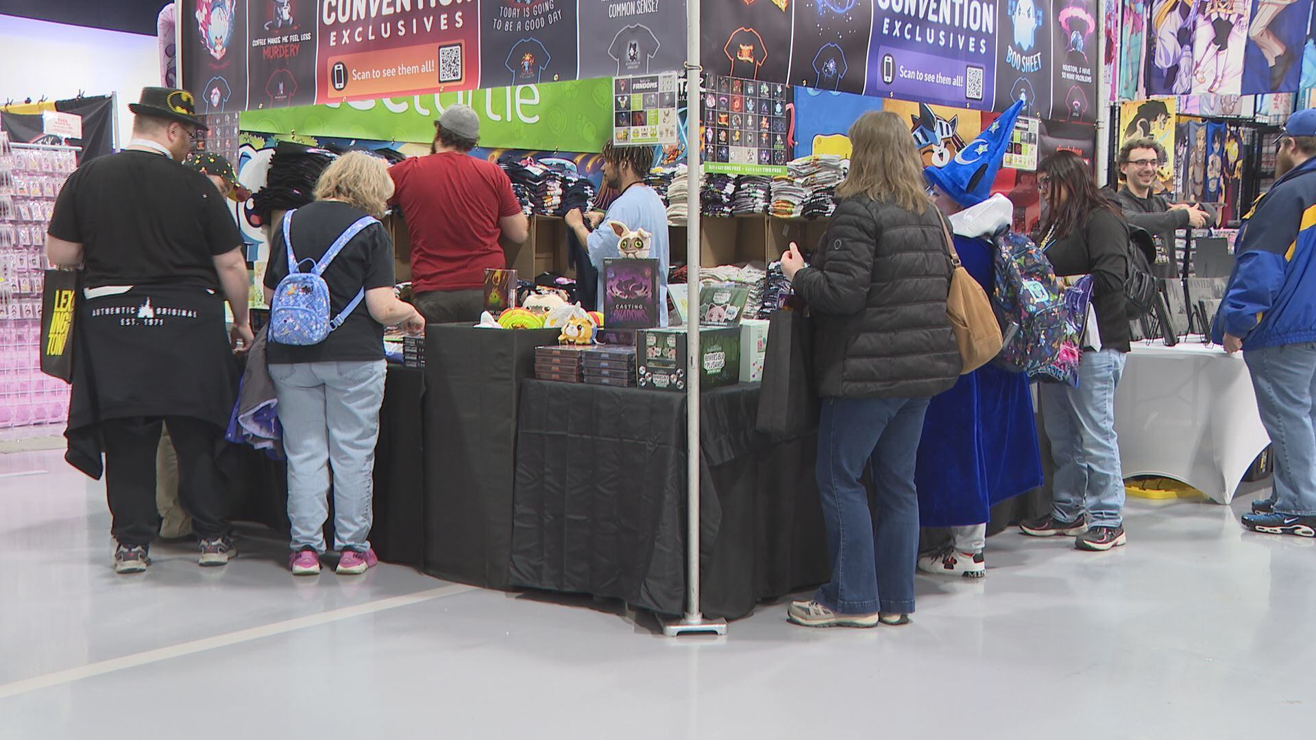 Weekend Roundup: Lexington Comic Con; Teddy Bear Hospital; bull riding