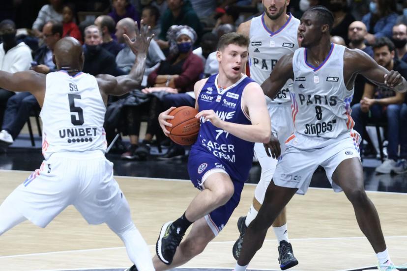 Le match entre Caen et Saint-Chamond arrêté après le malaise de Louis ...