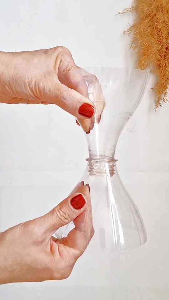 Transforming Plastic Bottles into a DIY Hourglass