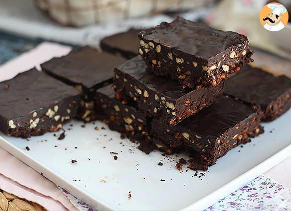 Brawnie - the raw brownie with dates