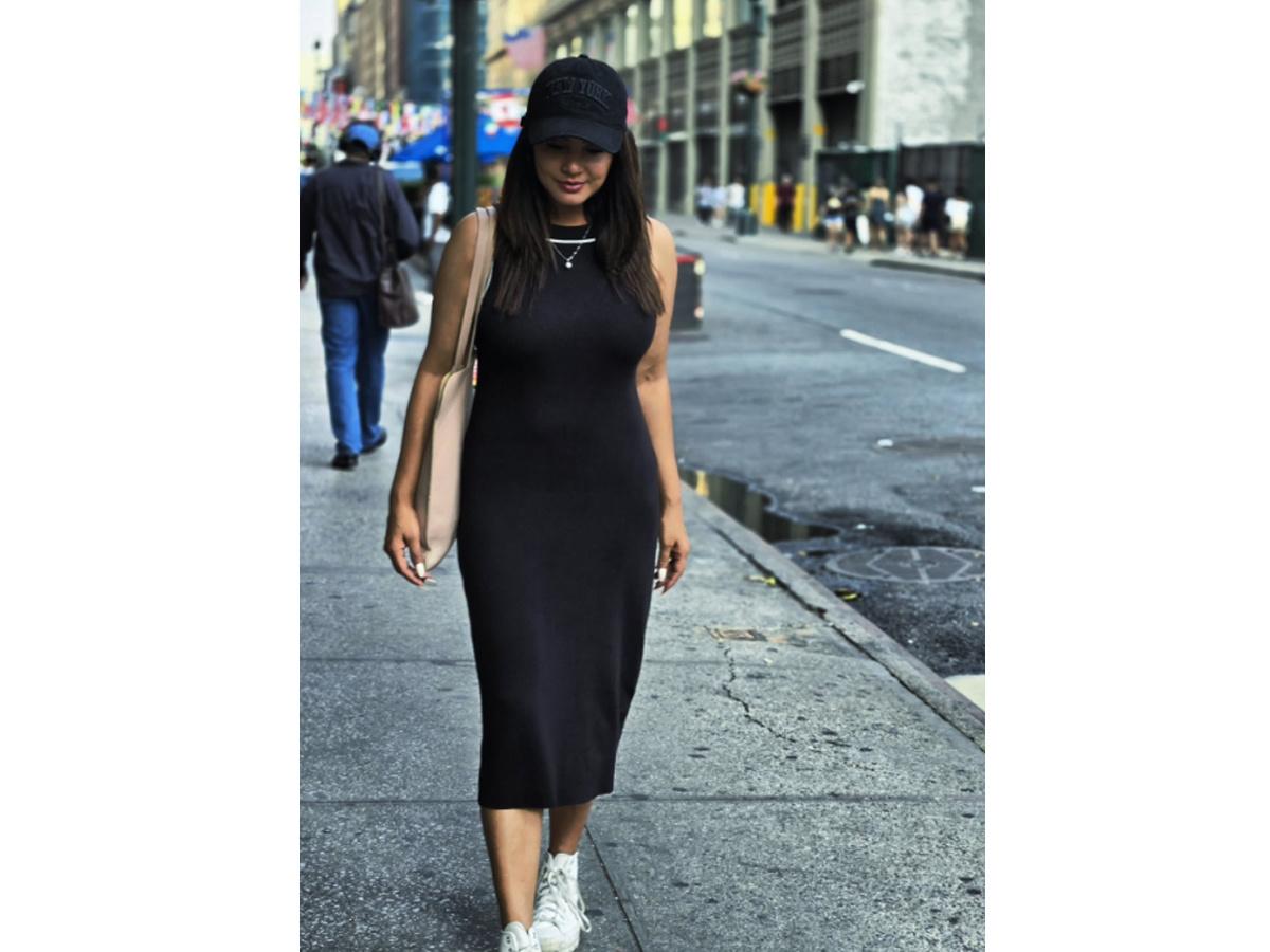 Yo Yo Honey Singh In Trouble Again! Actor Neetu Chandra Files PIL ...