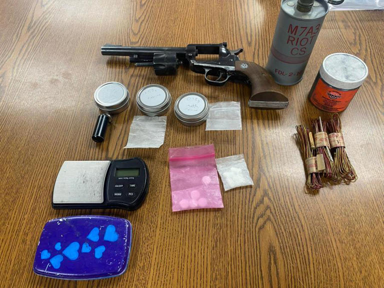 Driver in Wisconsin arrested for 5th OWI, police seize loaded gun ...