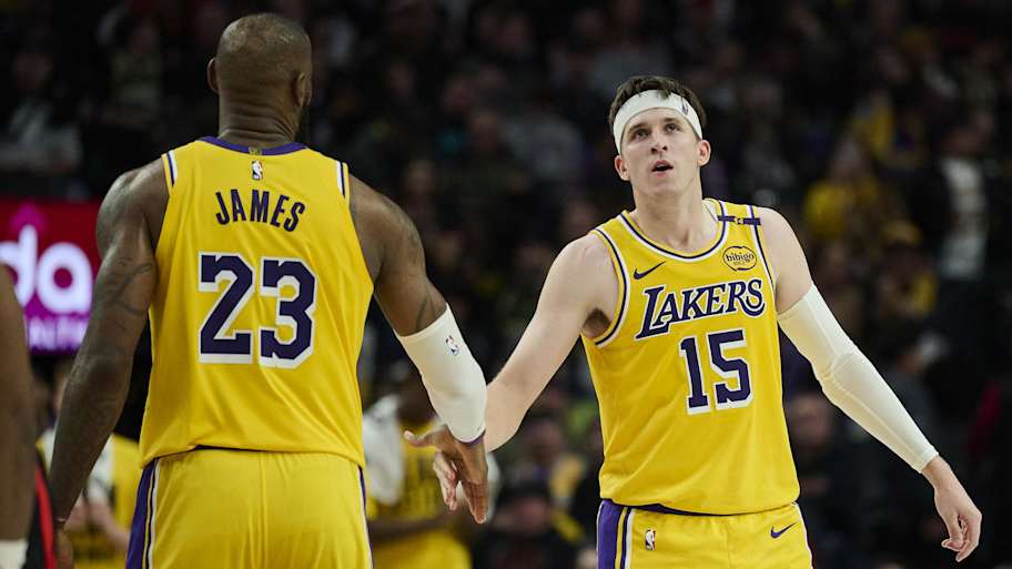 Lakers Veteran Shows Maturity Following Subpar Performance