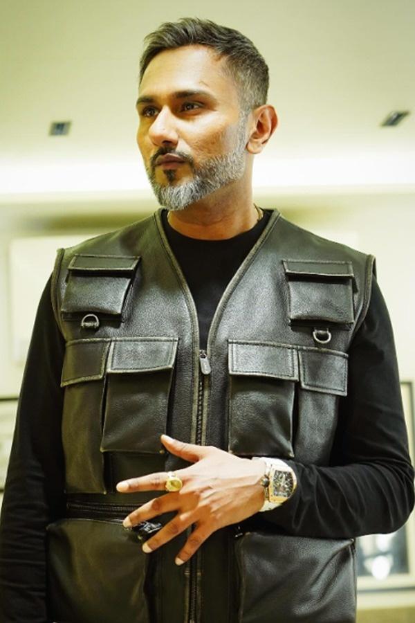 Yo Yo Honey Singh In Trouble Again! Actor Neetu Chandra Files PIL ...