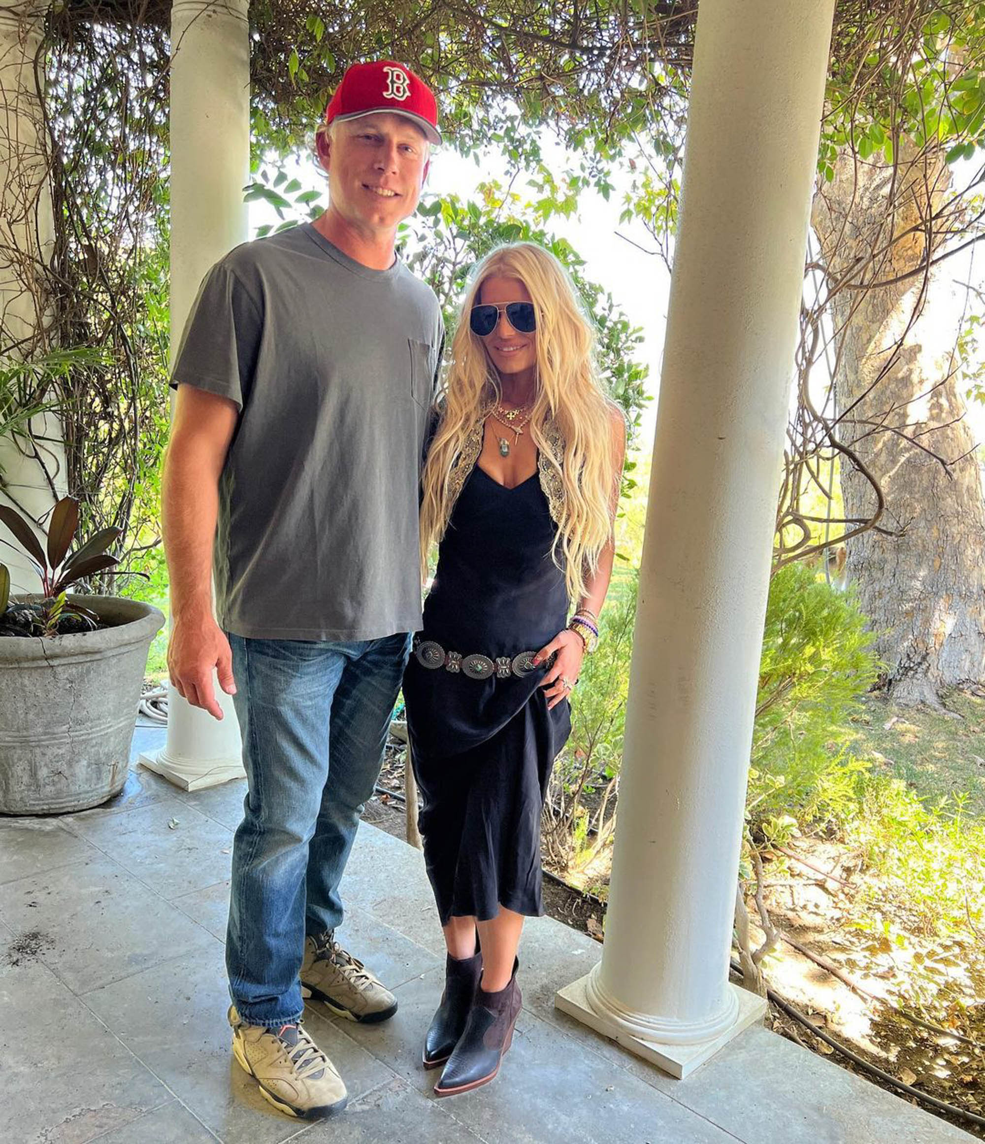 Jessica Simpson suggests ex Eric Johnson cheated in fiery new song ...