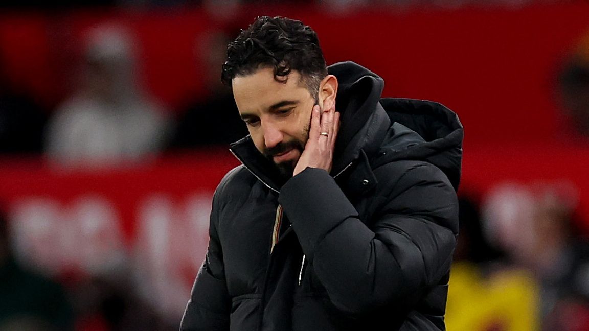 Ruben Amorim told he is DROWNING in 'sink or swim' situation at Man Utd ...