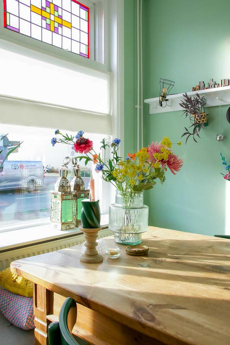 Built in the 1930s, This Former Shop's Now a Vibrantly Colorful ...