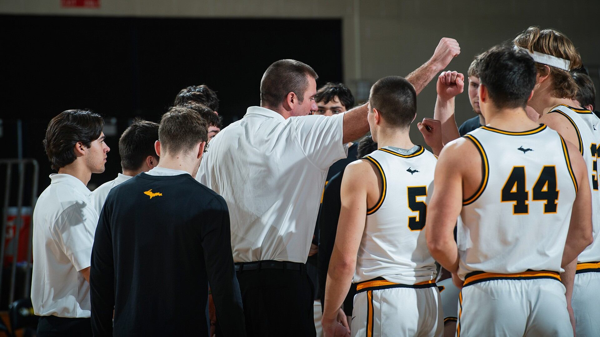 Josh Buettner named GLIAC Coach of the Year; Tomashek wins Player of ...