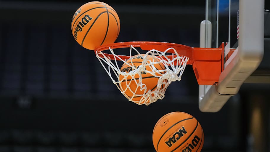 Mike DeCourcy Projecting 10 Big Ten Teams in March Madness Field as ...