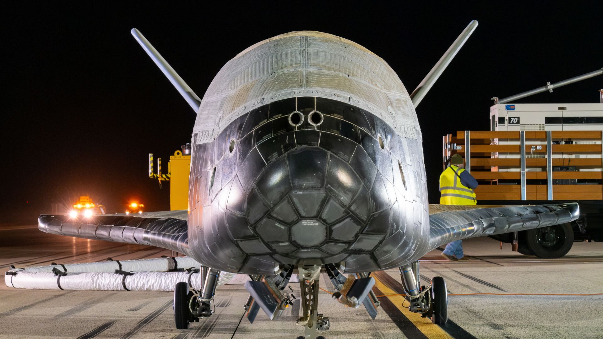 X-37B: US military’s mini space shuttle lands after record 434-day ...