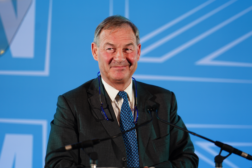 Rupert Lowe's three-word response to Reform's bullying allegations