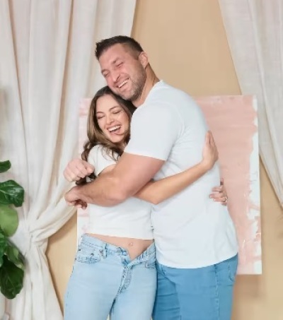 Tim Tebow, wife expecting baby girl, choose Bible verse to 'speak over' her