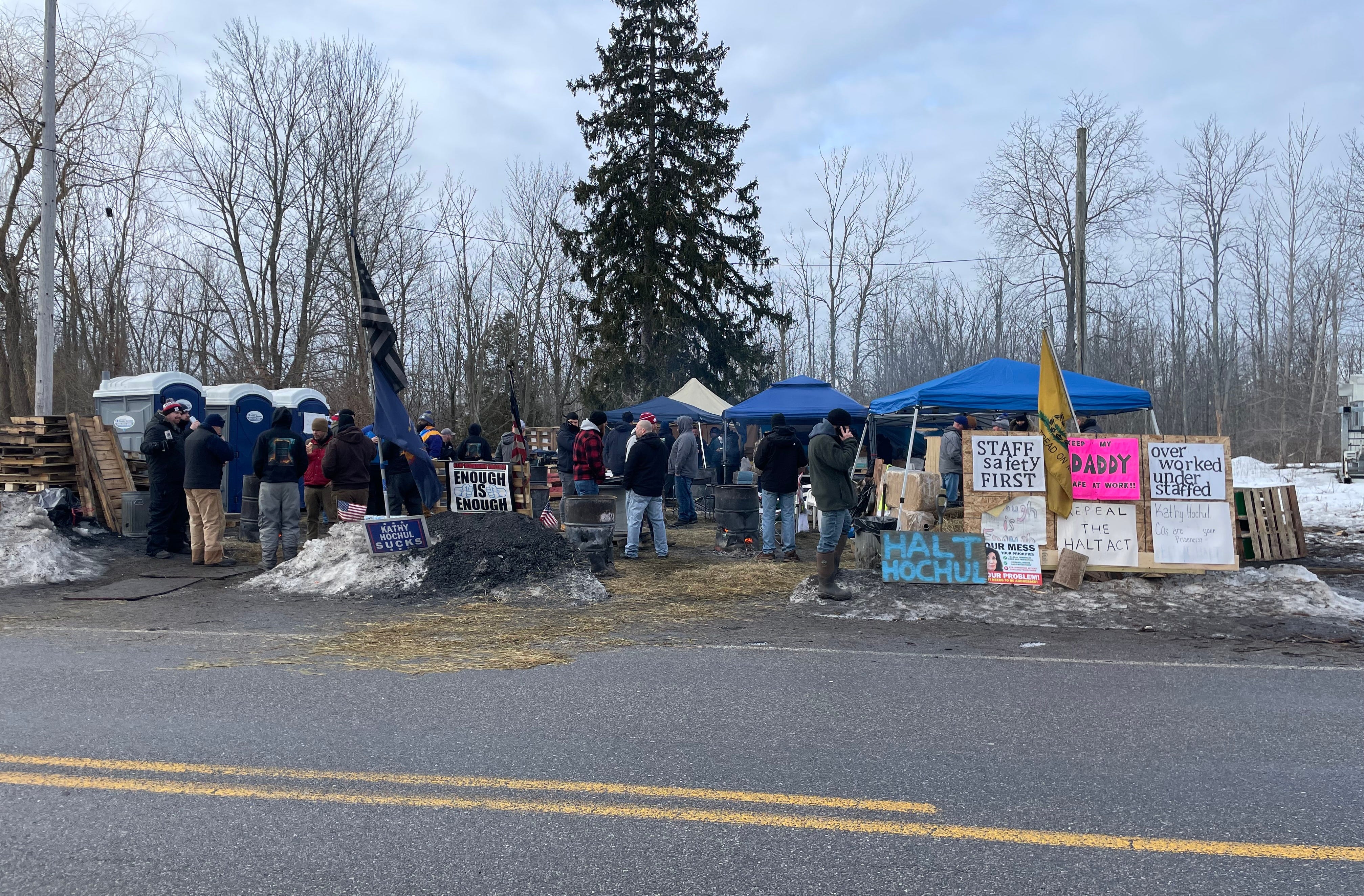 Lorigo calls all corrections officers to court Tuesday as some return ...