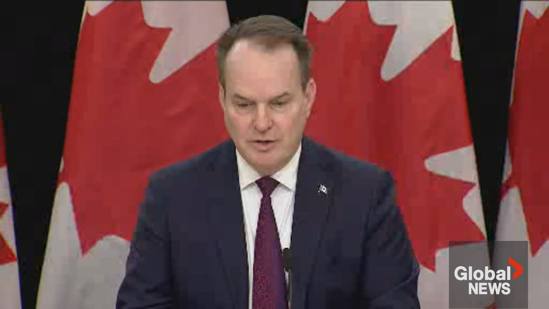 Ottawa expanding work-sharing program amid Trump tariff fight