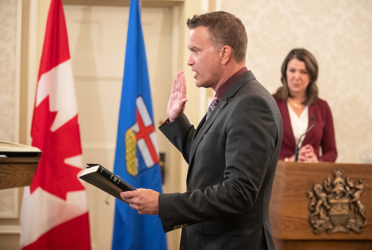 United Conservative Party caucus expels Airdrie-Cochrane MLA Peter Guthrie