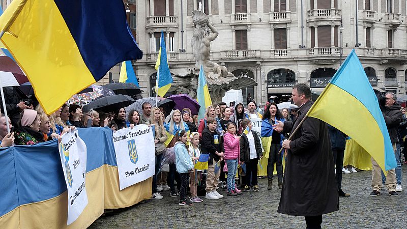 Trump's halt of Ukraine military support sparks protests in Italy