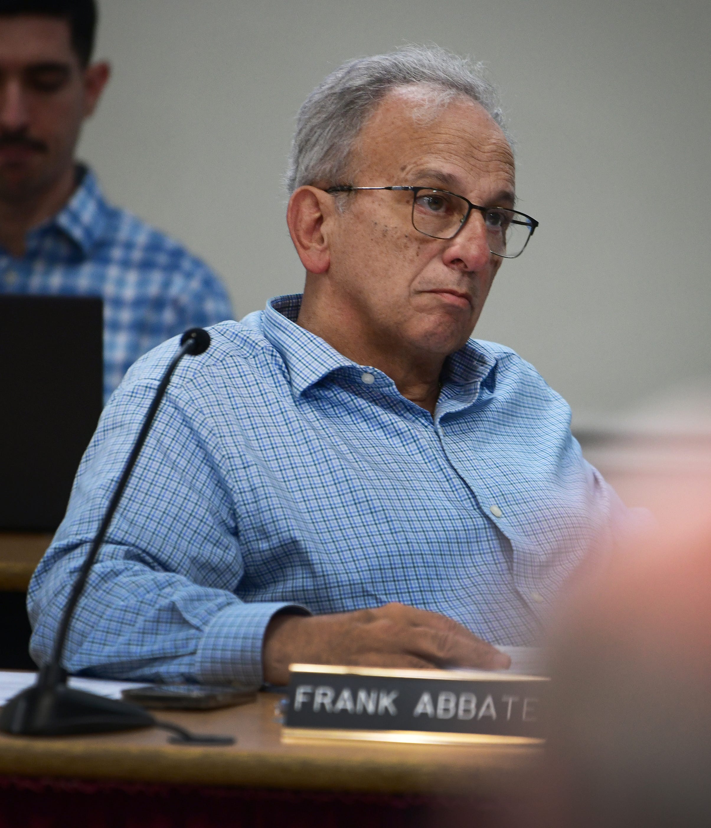 County commissioners have different views on how to replace retiring ...