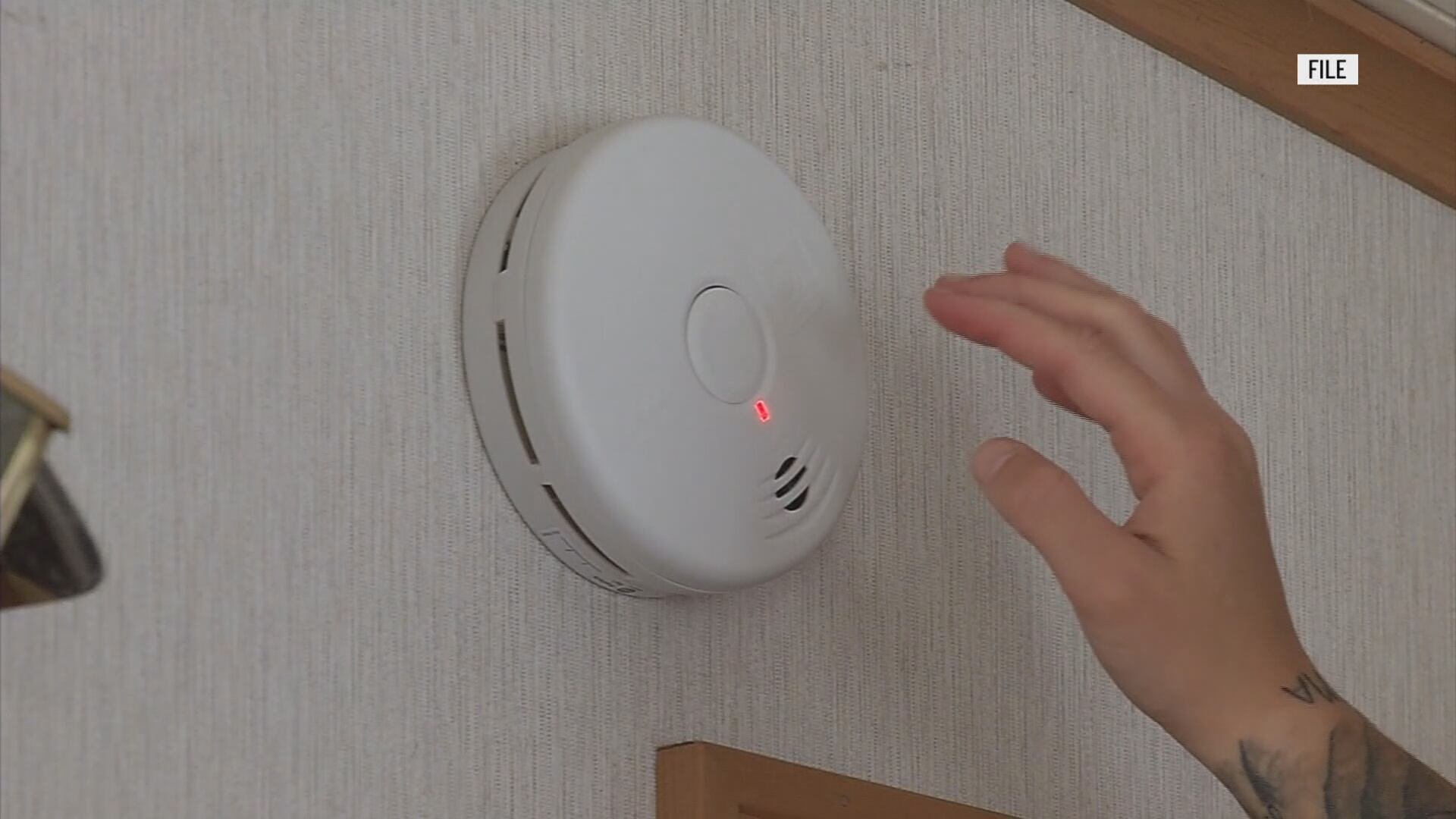 Check out your smoke and carbon monoxide detectors for Daylight Saving Time