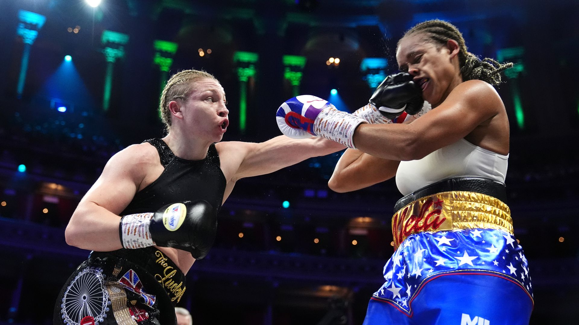 Price dominates Jonas to unify, Dubois retains title