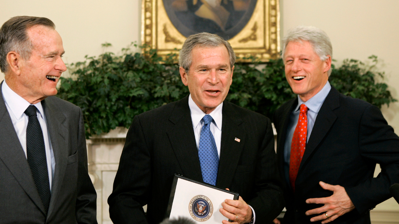 George W Bush Issues Statement Criticizing Donald Trump's Ukraine ...