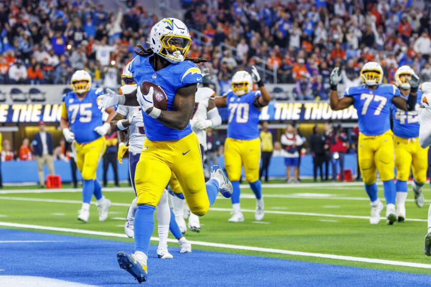 Chargers inform running back Gus Edwards he will be released