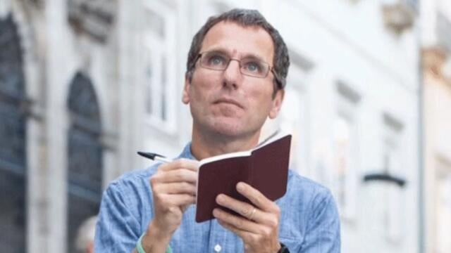 Sketching movement draws quite the crowd worldwide