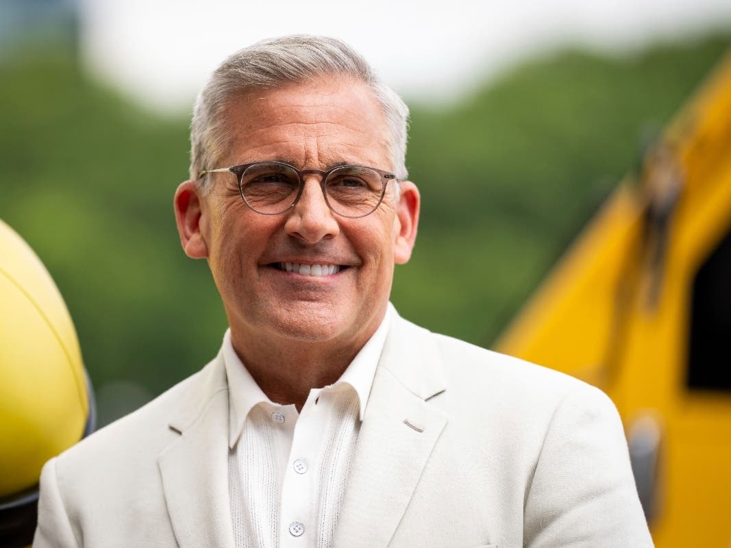 Steve Carell Surprises Students In Fire Areas With Free Prom Tickets